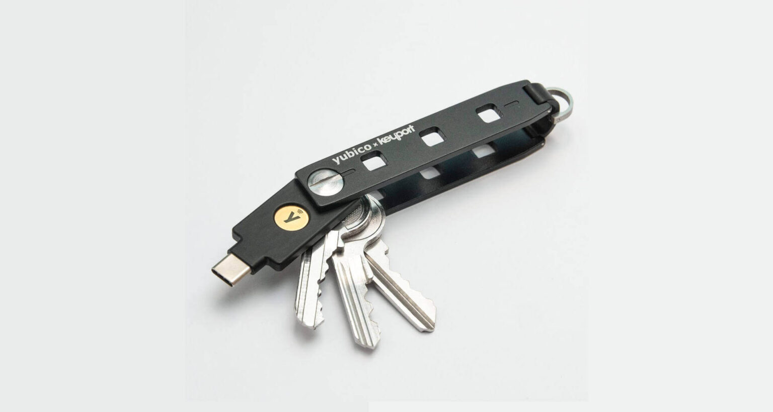 Security Key C NFC - Physical hardware key by Yubico